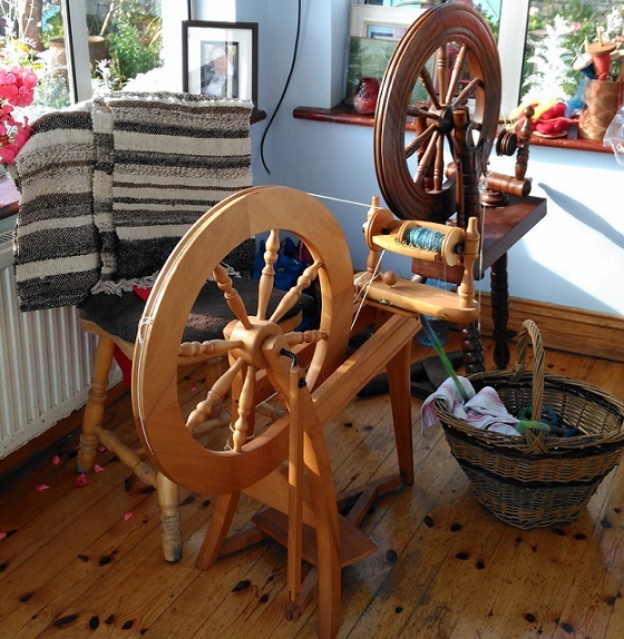 Wheels, Wheels and More Wheels. – The Irish Guild of Weavers, Spinners ...